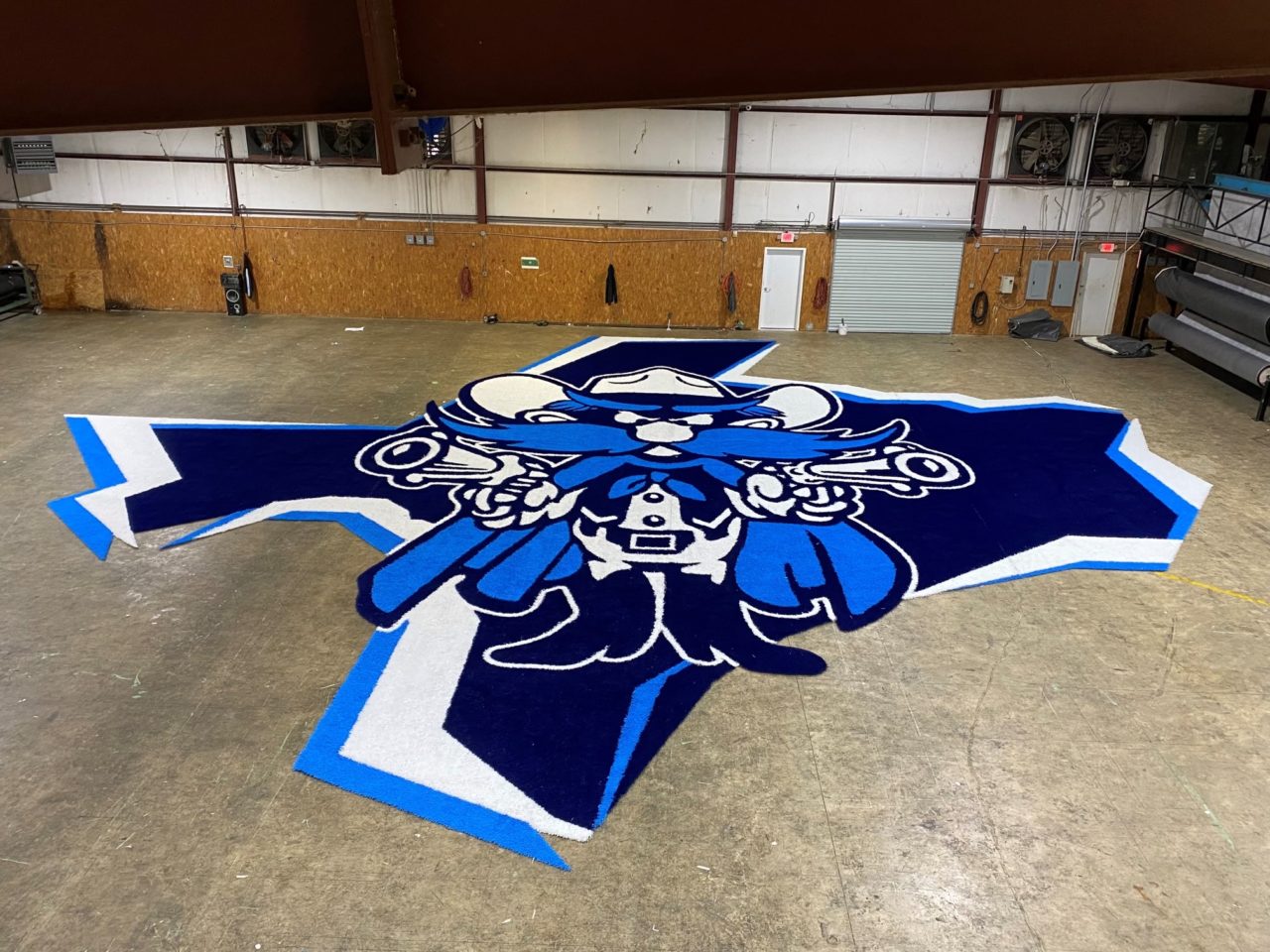 Custom Logo Turf| artificial grass | 888-972-7410 | Tex Turf